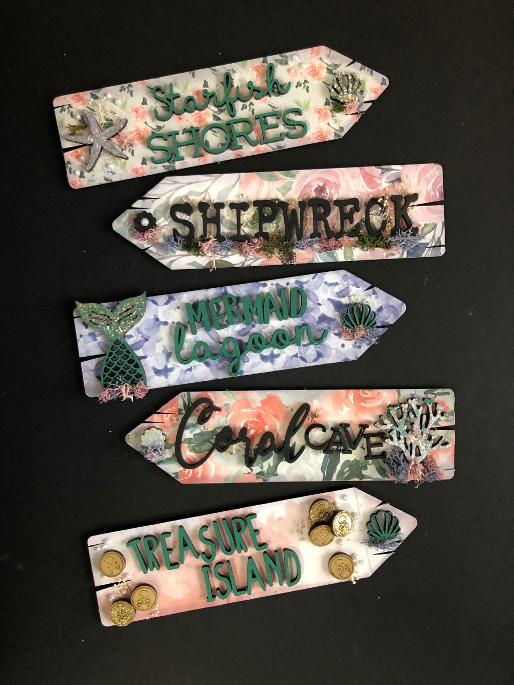 'Mermaid Lagoon' Hanging Sign Kit - Dreamees